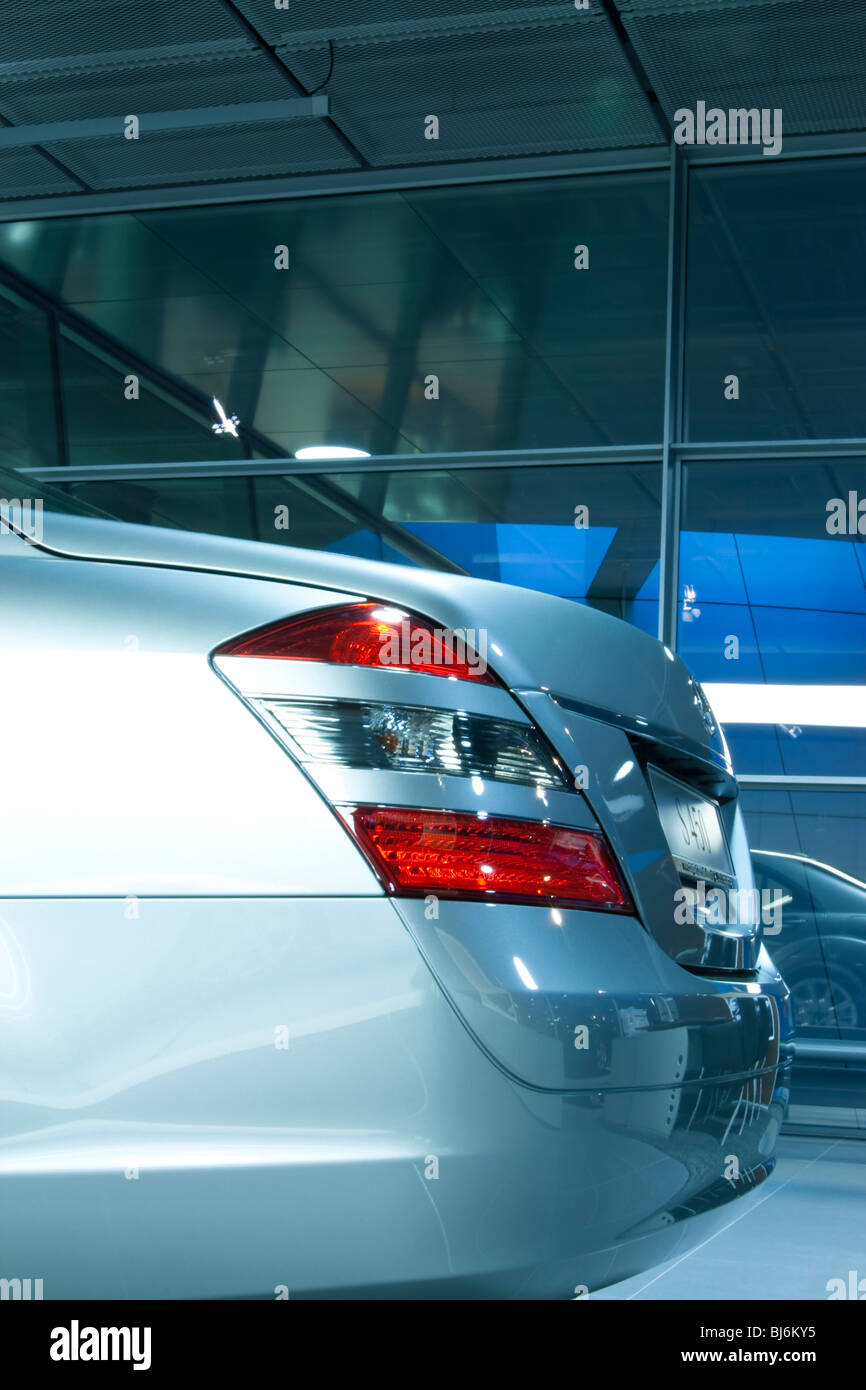 Back luxury car side view hi-res stock photography and images - Alamy