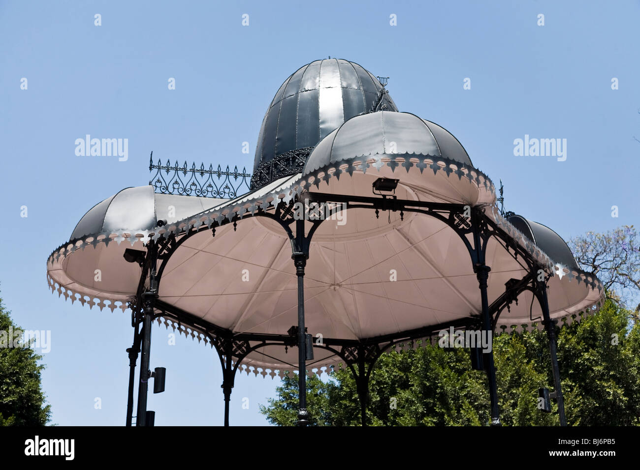 Mexican bandstand hi-res stock photography and images - Alamy
