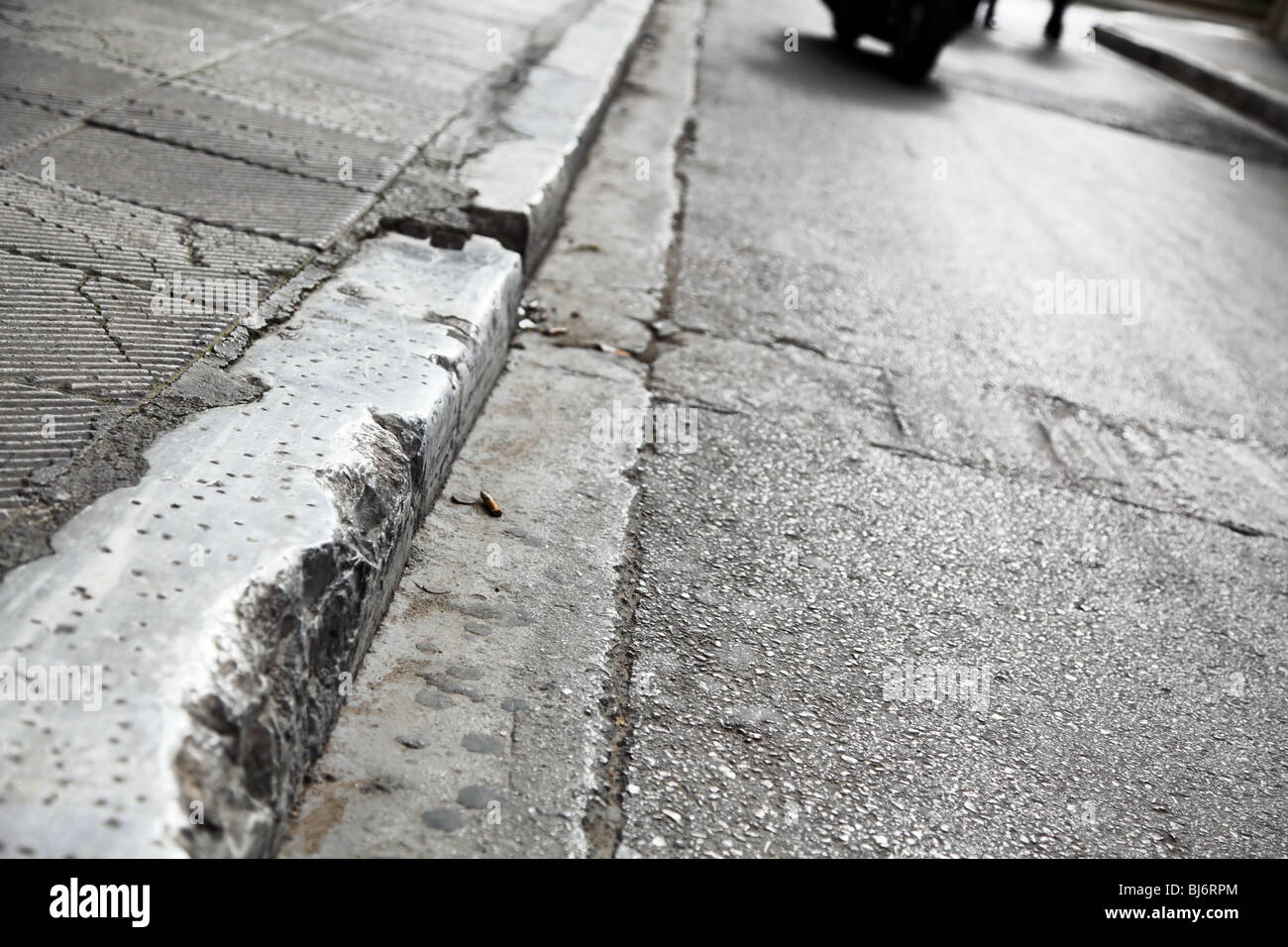 Edge a stone Stock Photo - Alamy