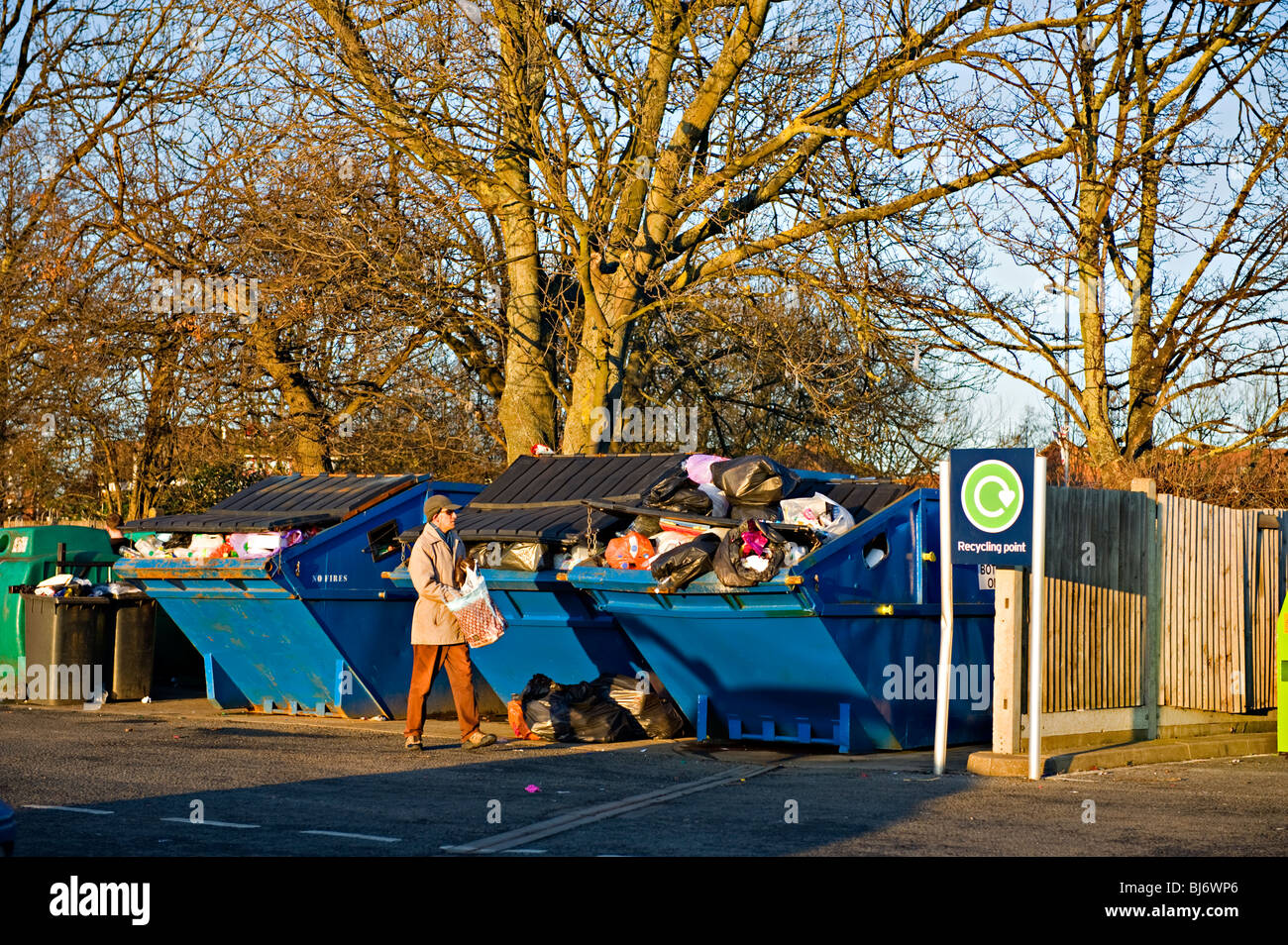 Overflowing recycling bins Stock Photo - Alamy Overflowing recycling bins Stock Photo - Alamy