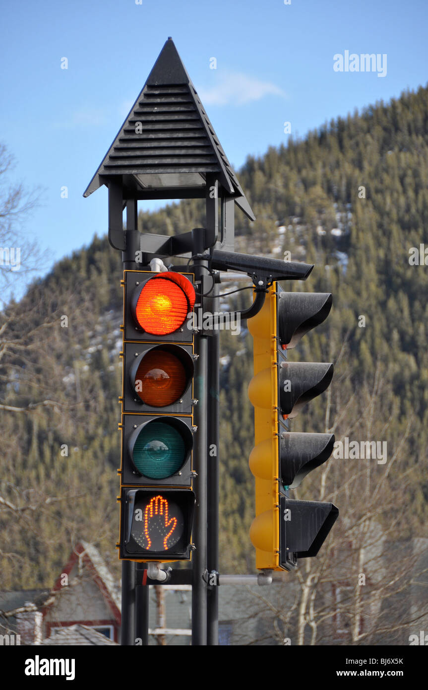 Stop go lights hi-res stock photography and images - Alamy