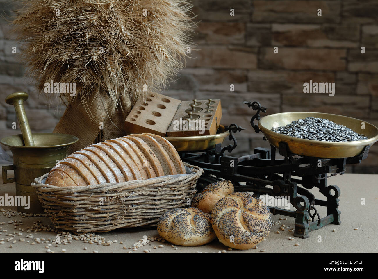 Grain scales hi-res stock photography and images - Alamy