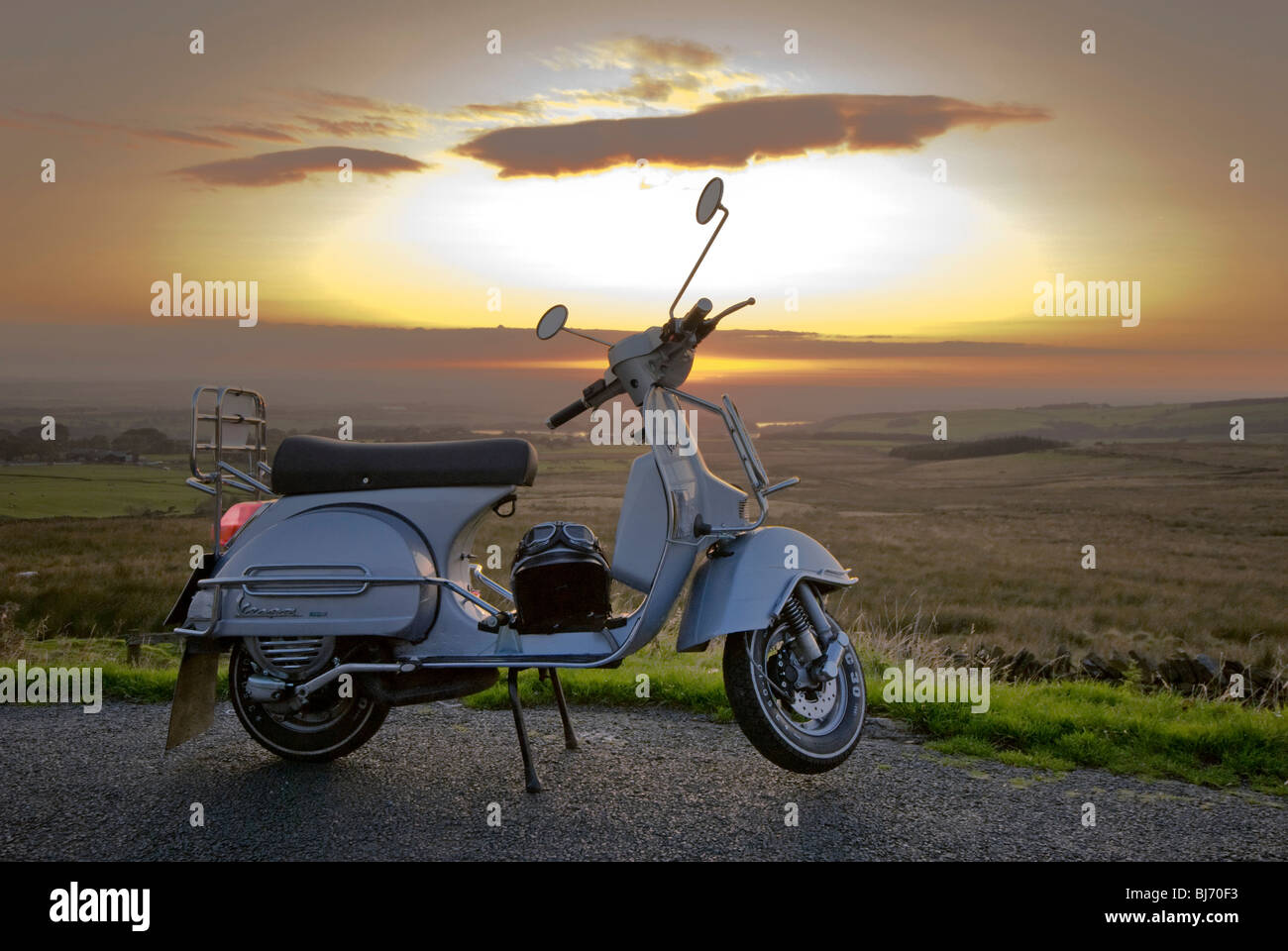 Mod scooter mirrors hi-res stock photography and images - Alamy
