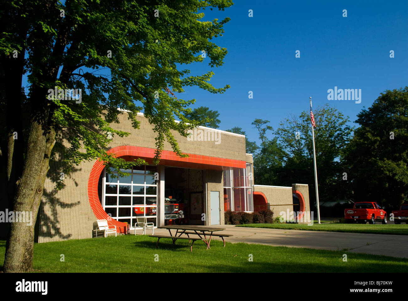 Columbus indiana architecture architect hi-res stock photography and ...