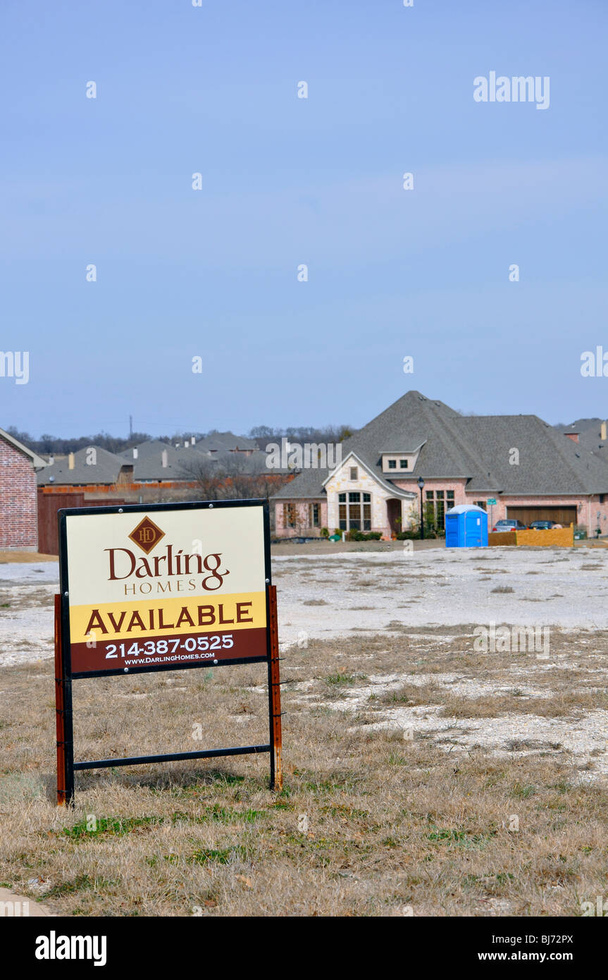 AVAILABLE sign on lot for house to be constructed Stock Photo - Alamy