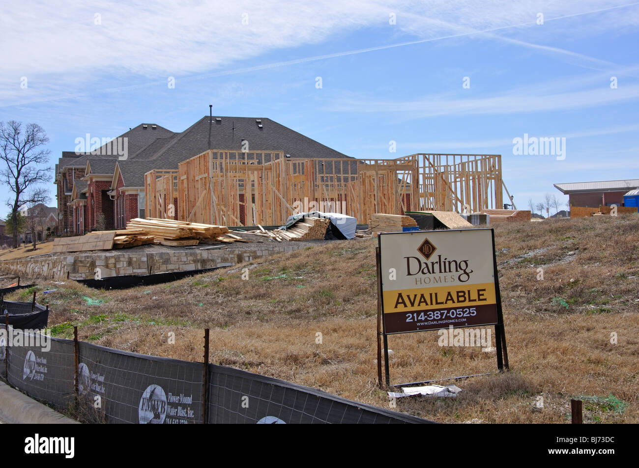 AVAILABLE sign on lot for house to be constructed Stock Photo - Alamy
