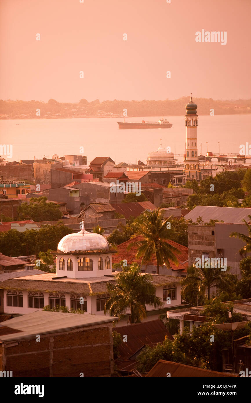 Indonesia, Sulawesi, West Coast, Pare Pare, town centre in late ...