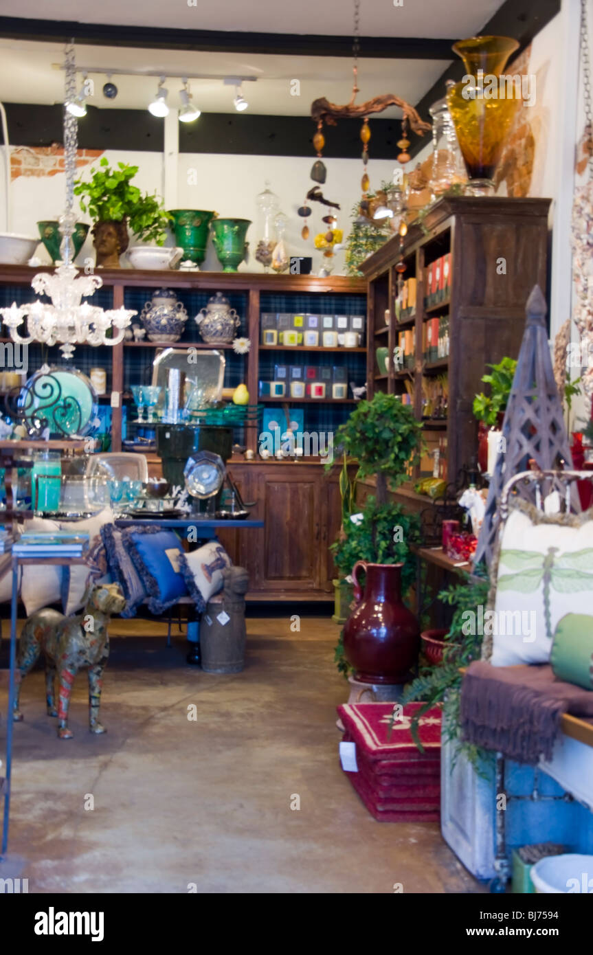 Store in California, USA Stock Photo - Alamy