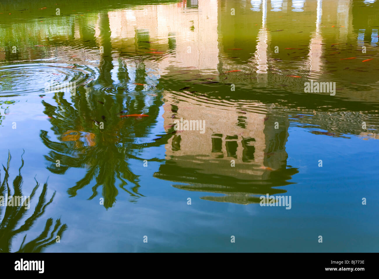 Jardines del palacio partal hi-res stock photography and images - Alamy