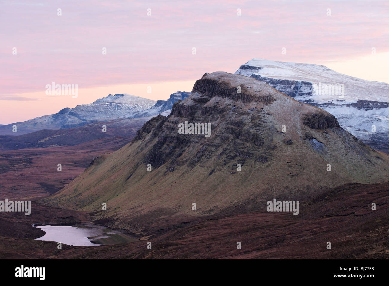 Scarp slope hi-res stock photography and images - Alamy