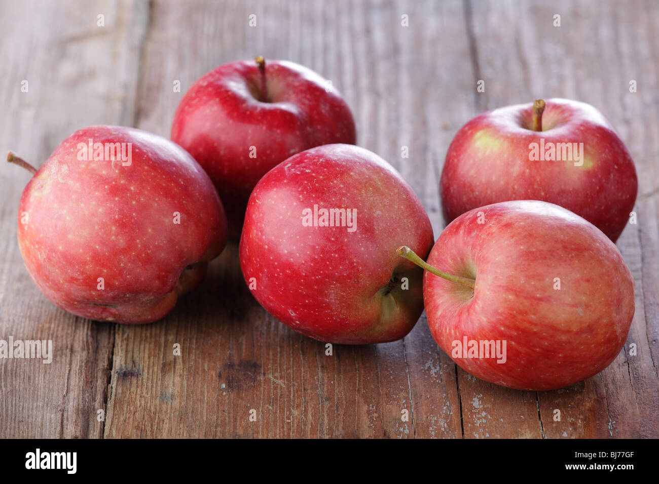 Five Apples