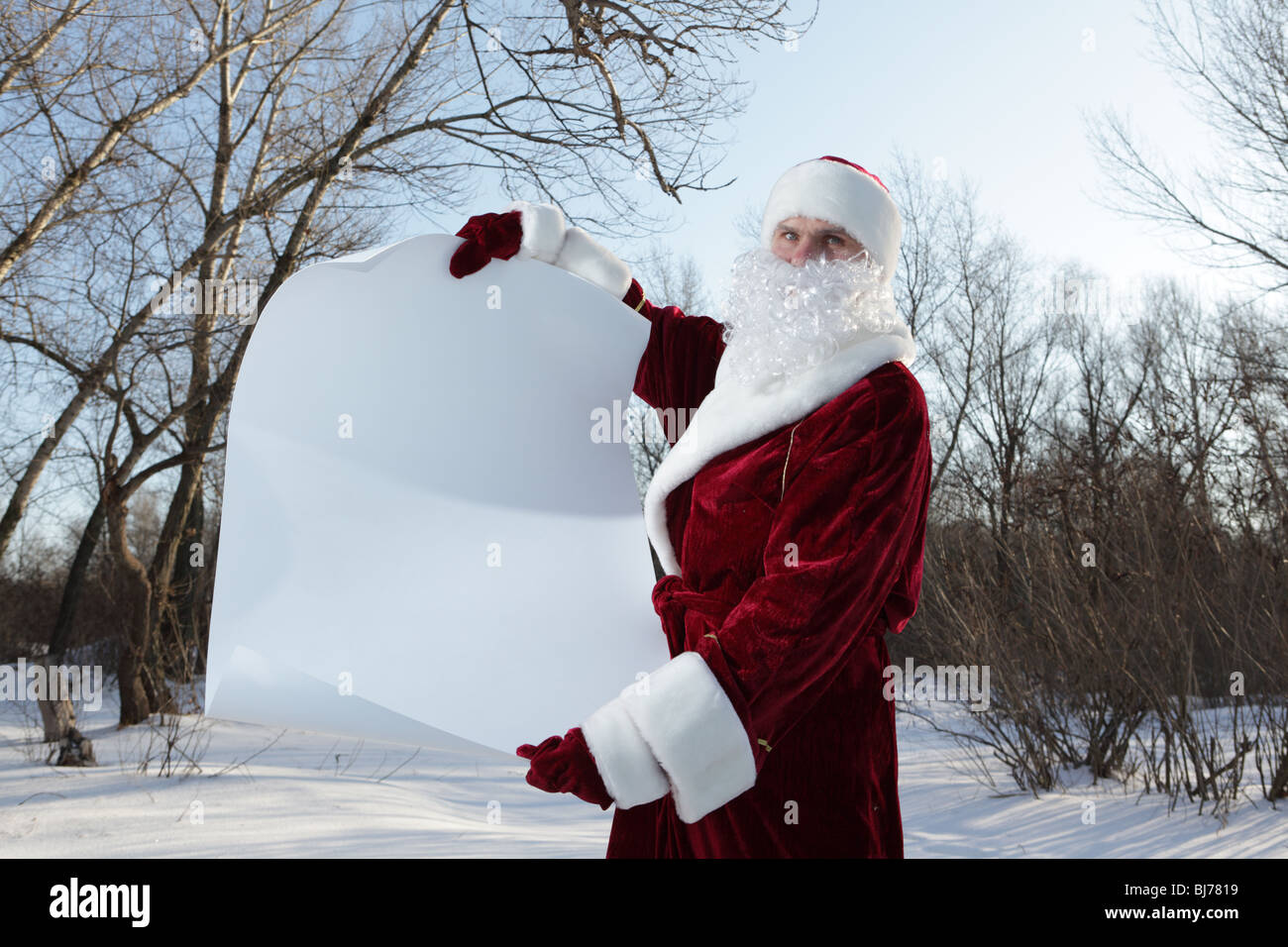 Ded moroz santa claus snow hi-res stock photography and images - Alamy