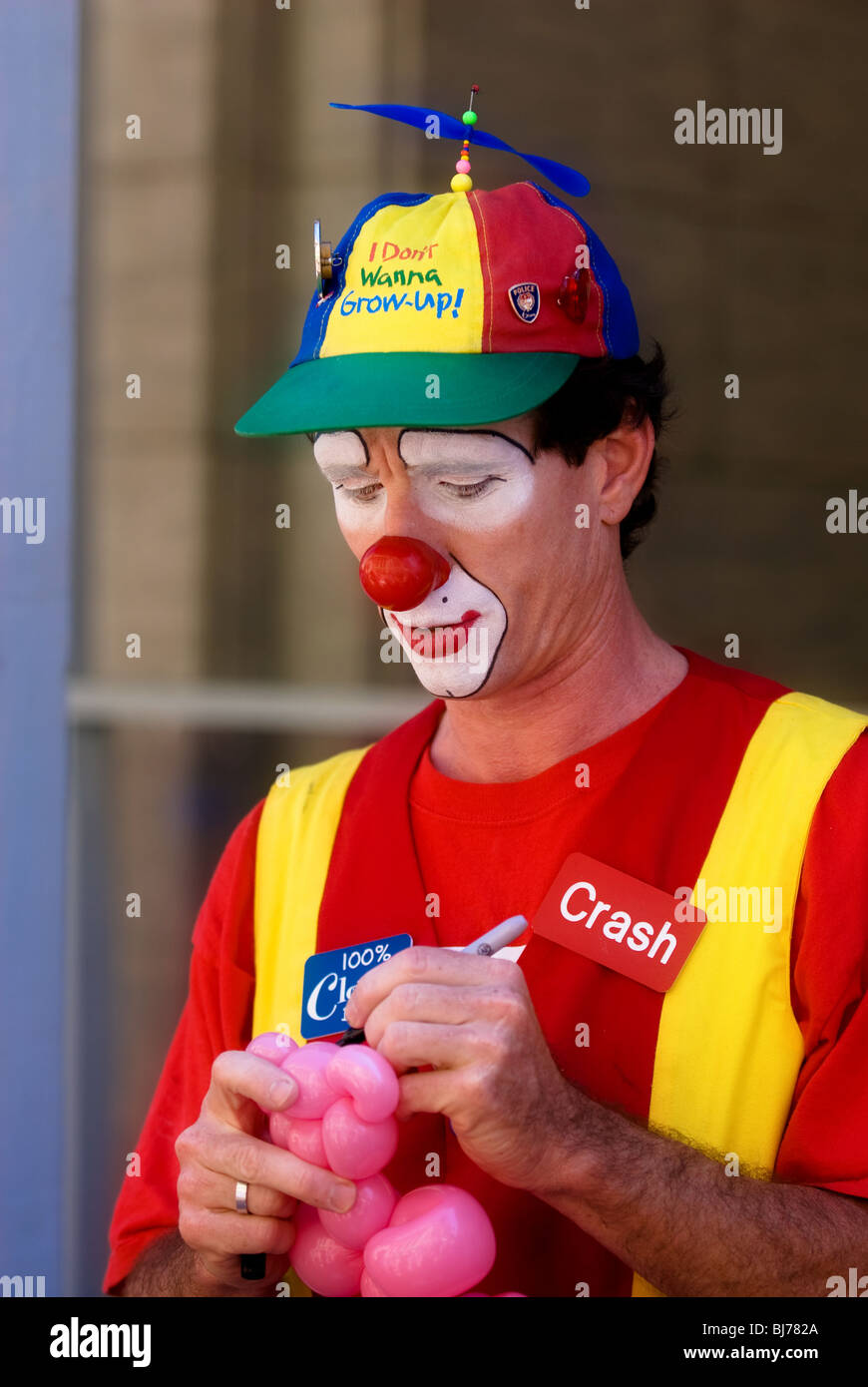 Crash signs hi-res stock photography and images - Alamy