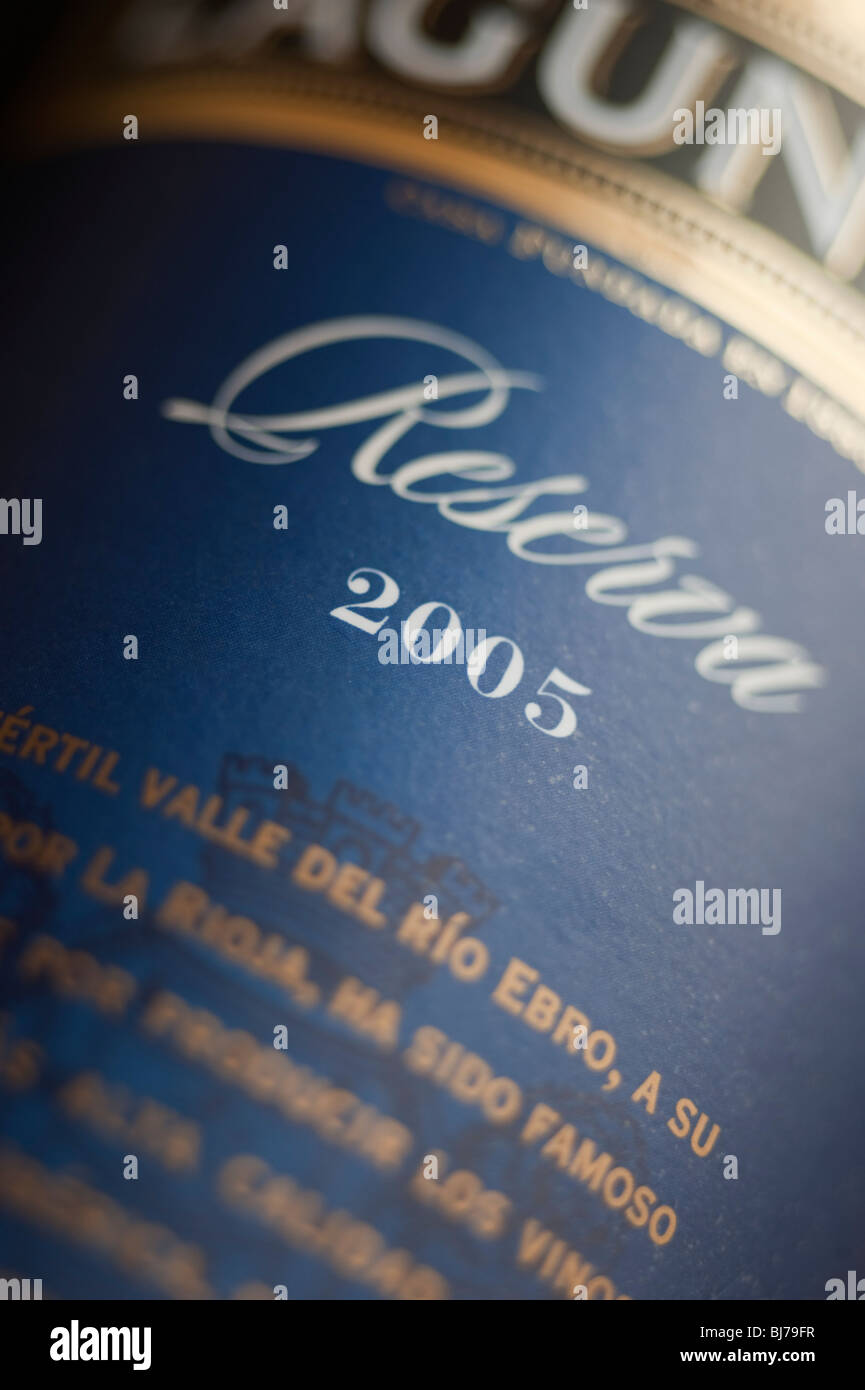 Reserva 2005, wine bottle label closeup Stock Photo - Alamy