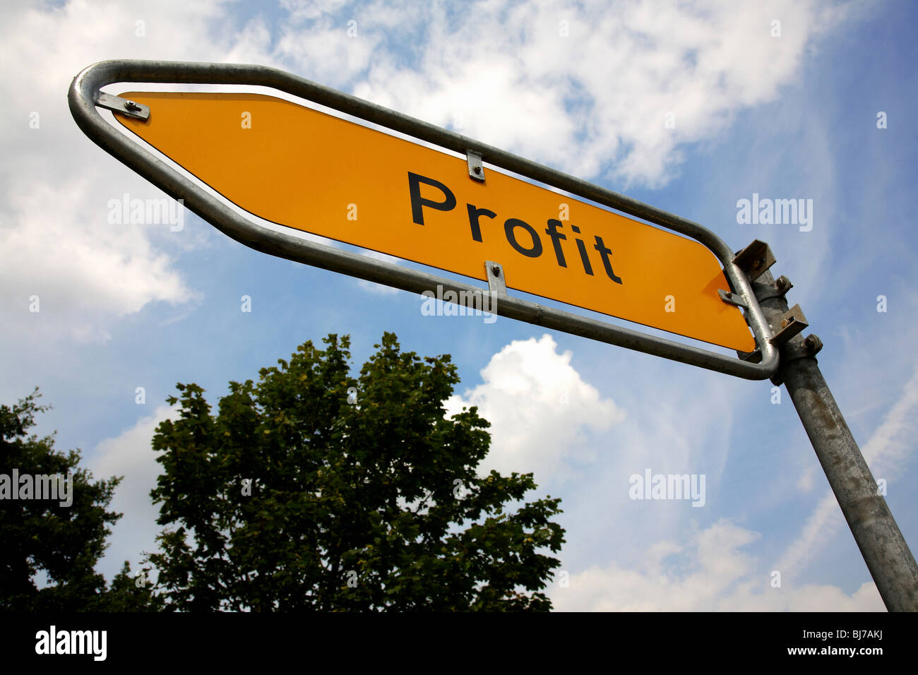 A direction sign showing the way to Profit Stock Photo - Alamy