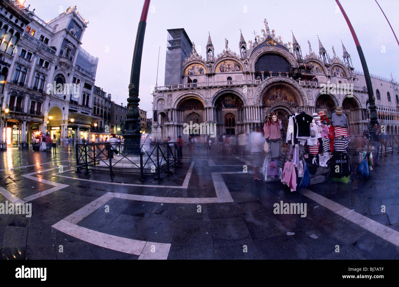 Torre dell'orologio torre dellorologio venezia hi-res stock photography ...