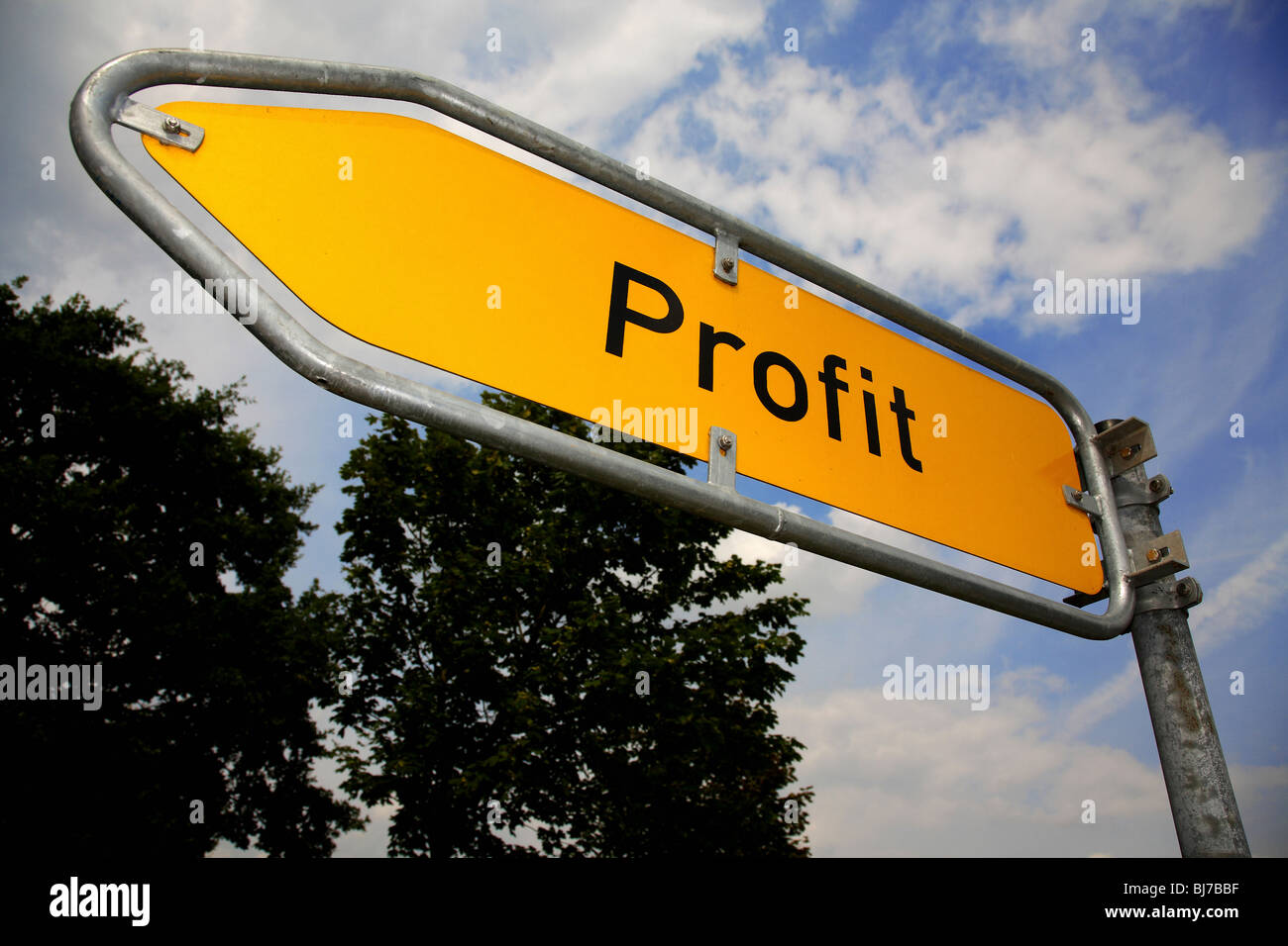 Arrow sign with the word Profit Stock Photo - Alamy