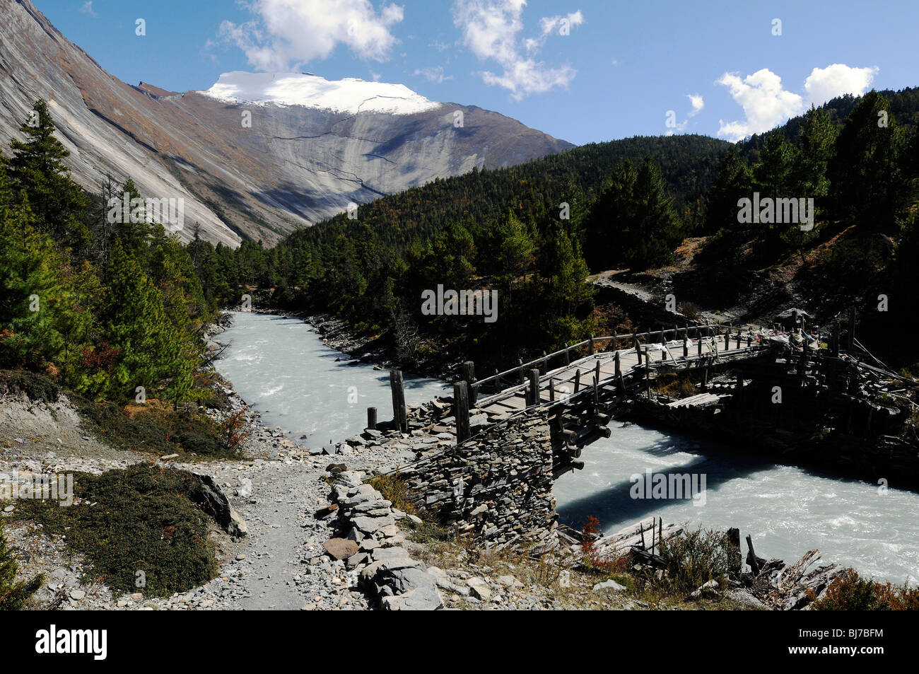 Traditional bridge in Nepal Stock Photo - Alamy