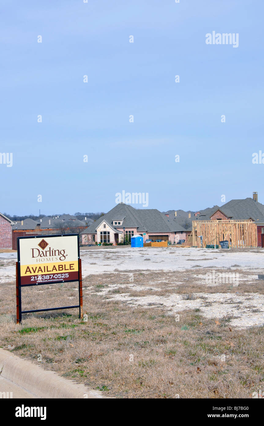 AVAILABLE sign on lot for house to be constructed Stock Photo - Alamy