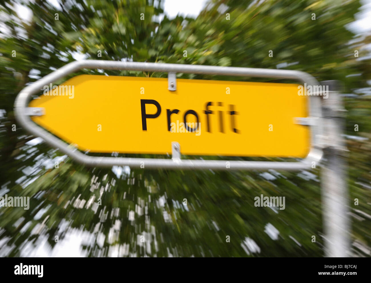 Sign post to profit Stock Photo - Alamy