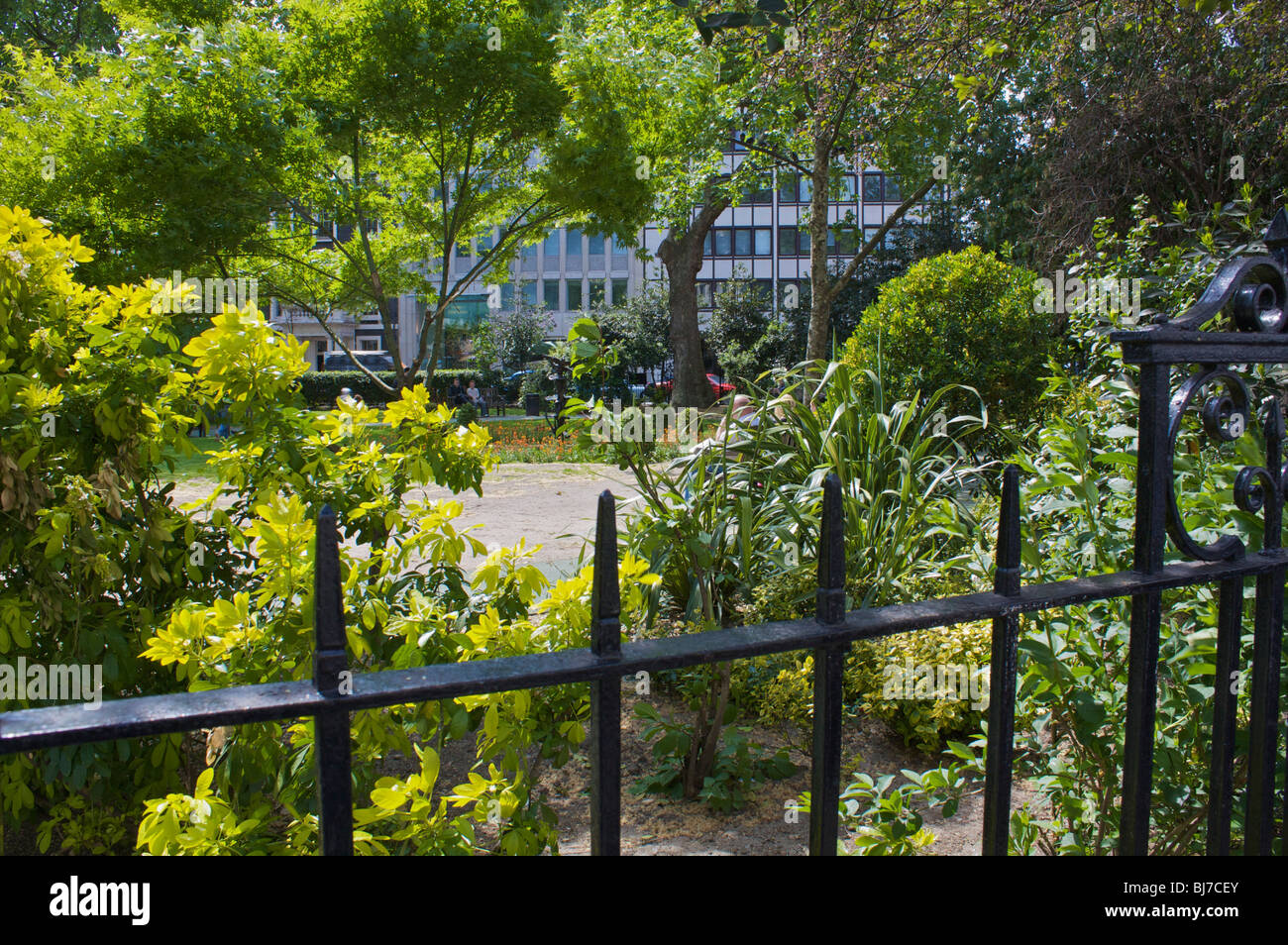 Hanover square Hanover street London Stock Photo - Alamy