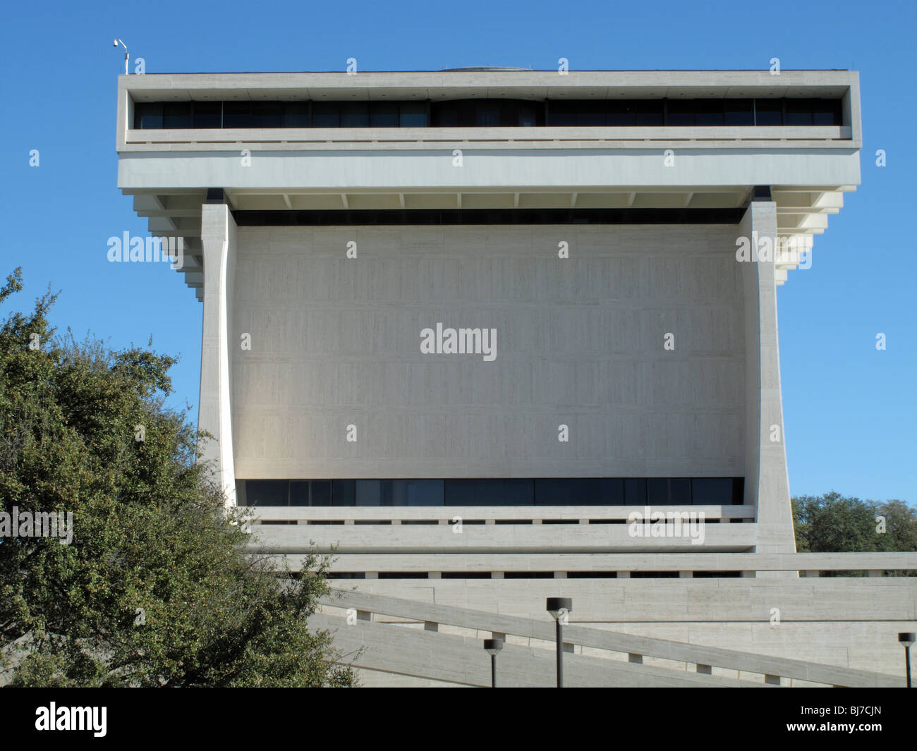Lyndon b johnson library and museum hi-res stock photography and images ...