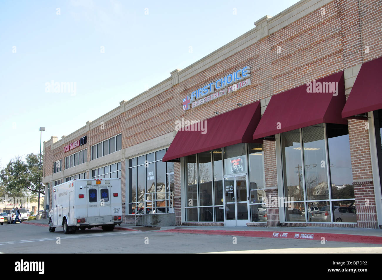 Us hospital emergency room hi-res stock photography and images - Alamy