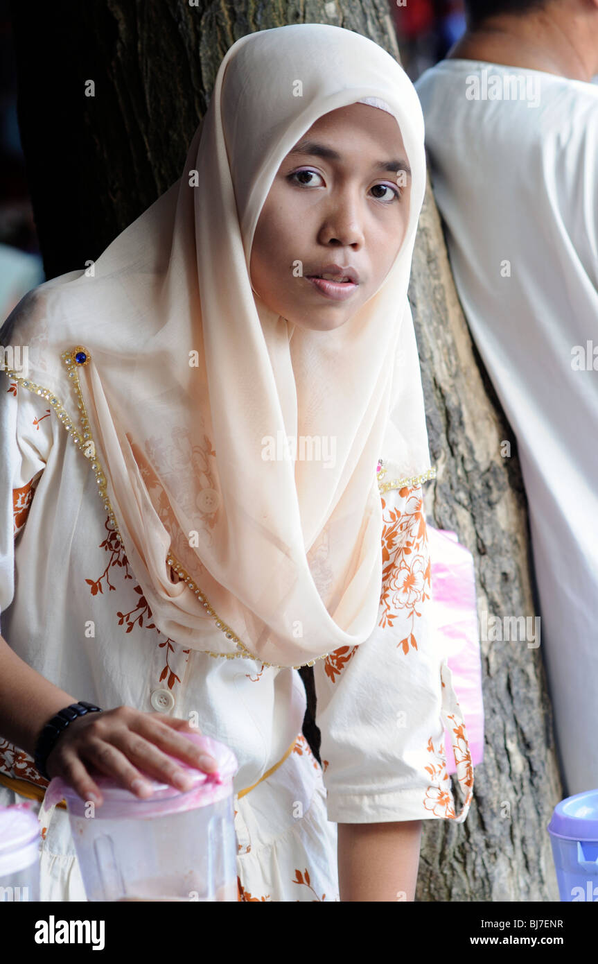 Bajau women hi-res stock photography and images - Alamy