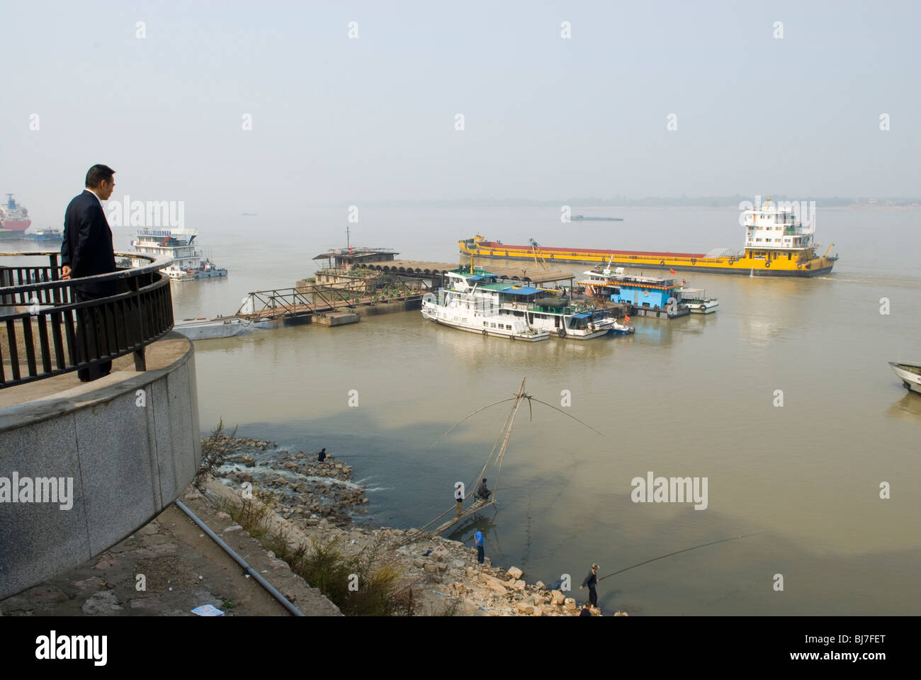 Navigation on the Yangzi river. Jiujiang, Jiangxi province, China Stock ...