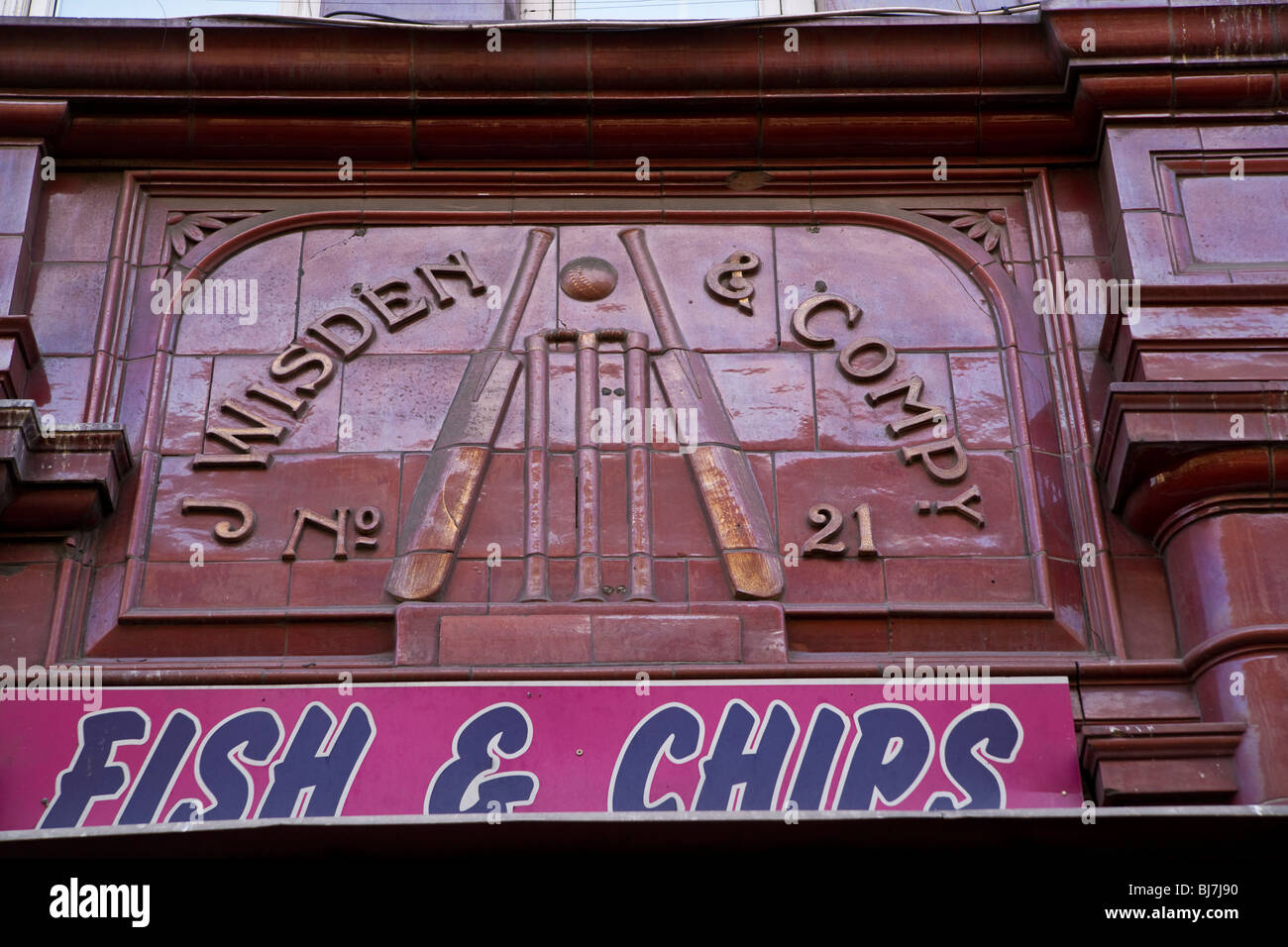 Wisden cricket hi-res stock photography and images - Alamy