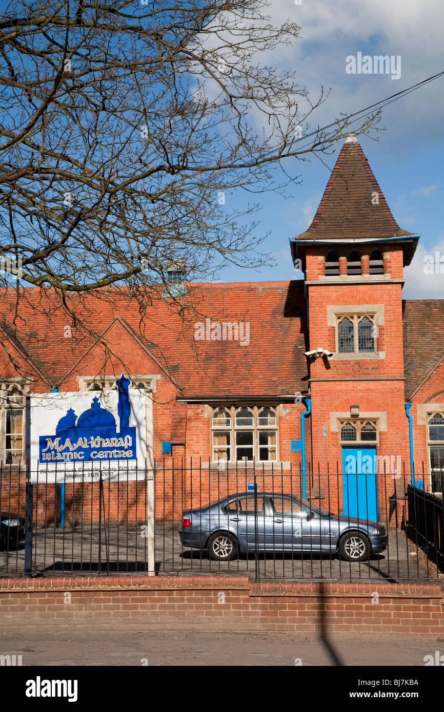 Camberley Mosque and Islamic Centre, Surrey Stock Photo - Alamy
