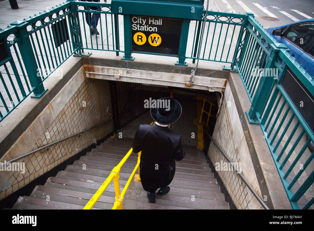 Hasidic Jewish man in Manhattan, New York City Stock Photo - Alamy