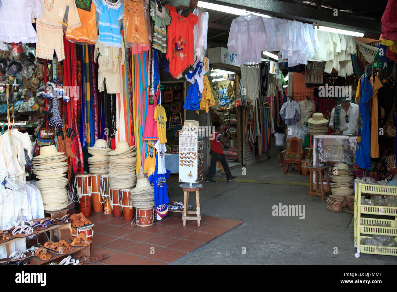 Handicrafts market, Plaza Cinco de Mayo, Panama City, Panama, Central ...