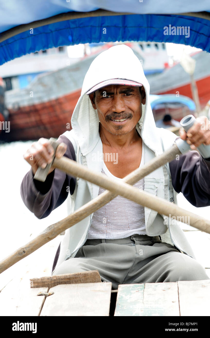 ferry man, tanjung Pinang, Bintan, Indonesia Stock Photo - Alamy