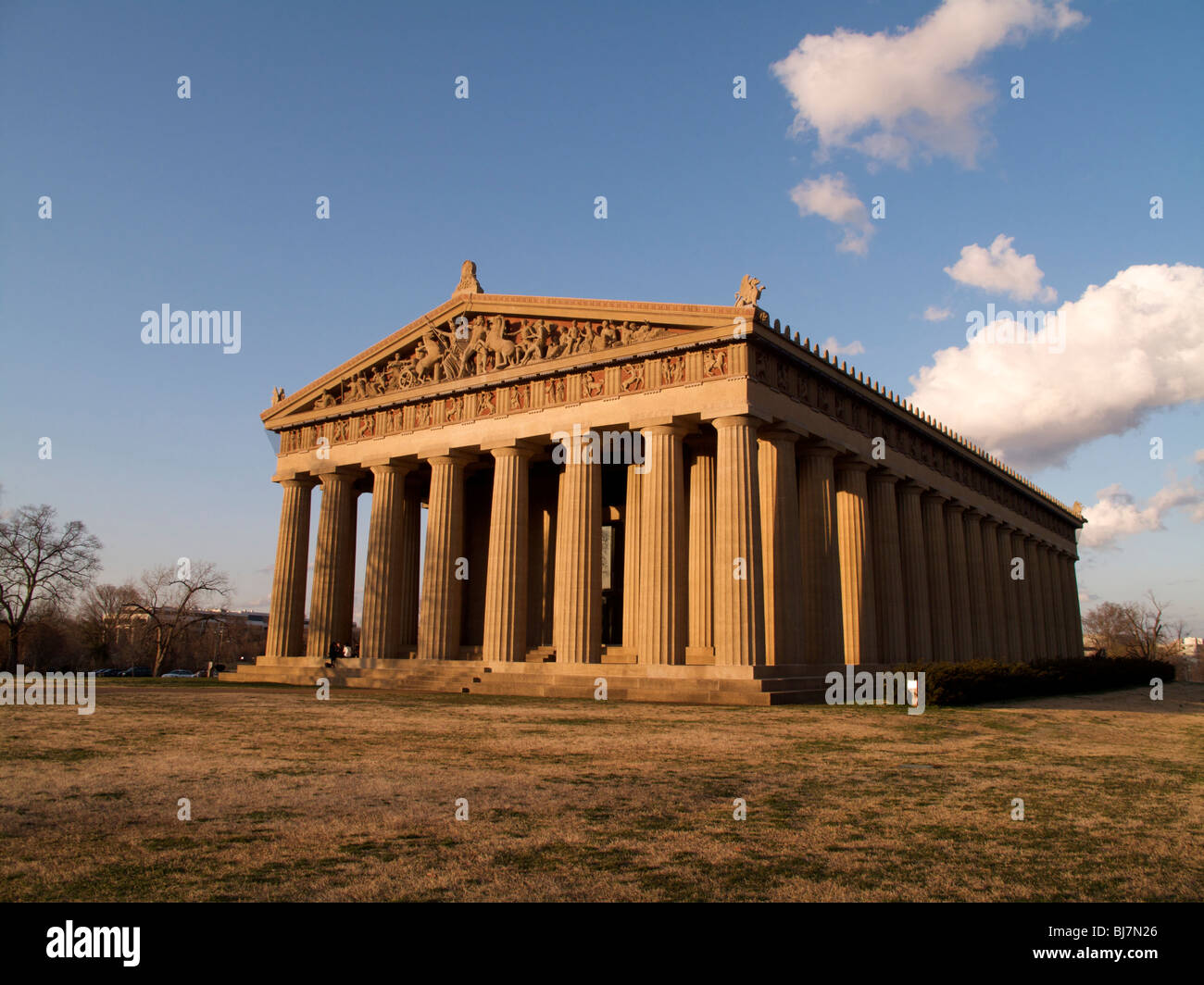 Full scale replica of the Parthenon. Centennial Park, Nashville ...