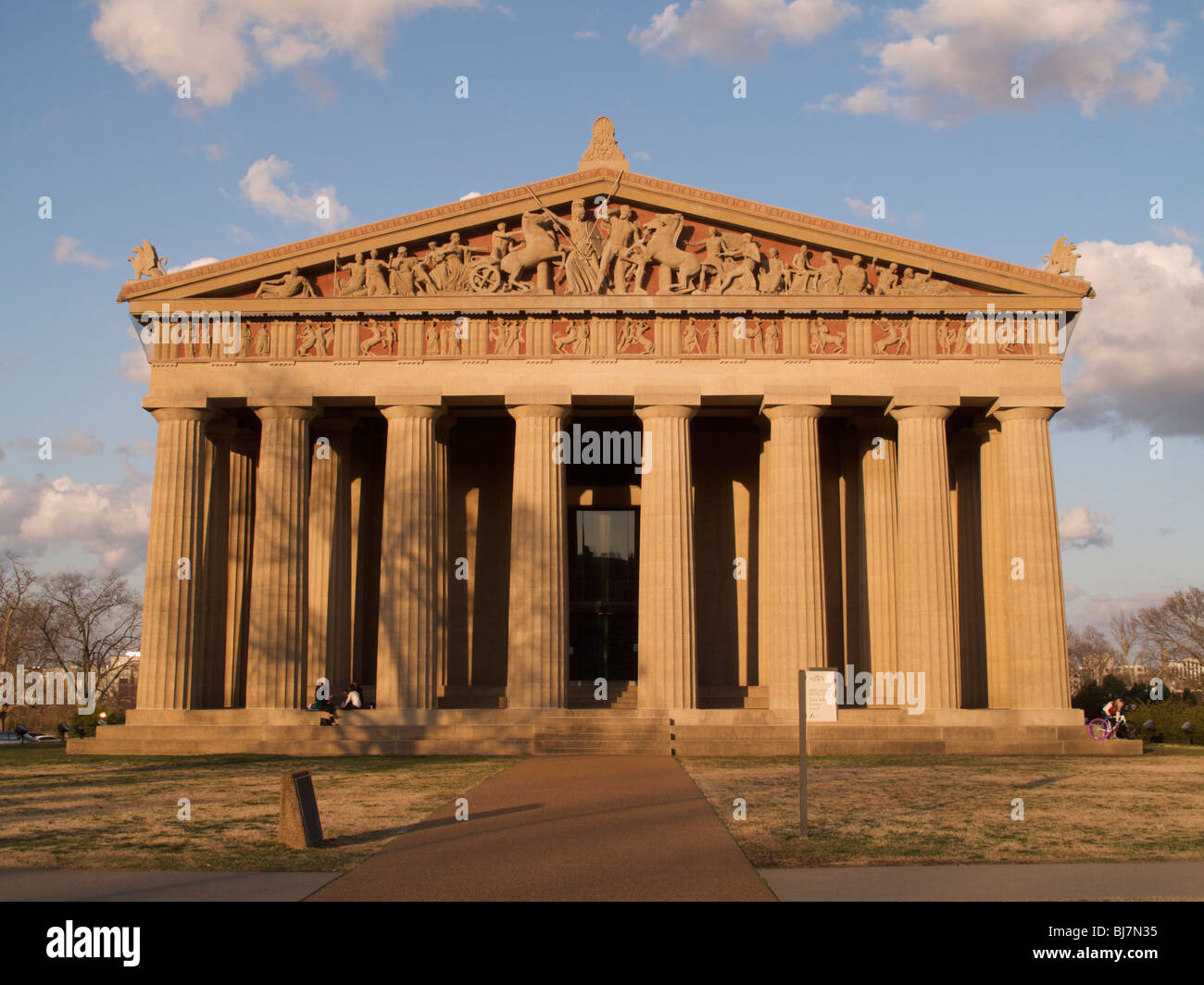 Full scale replica of the Parthenon. Centennial Park, Nashville, Tennessee Stock Photo - Alamy