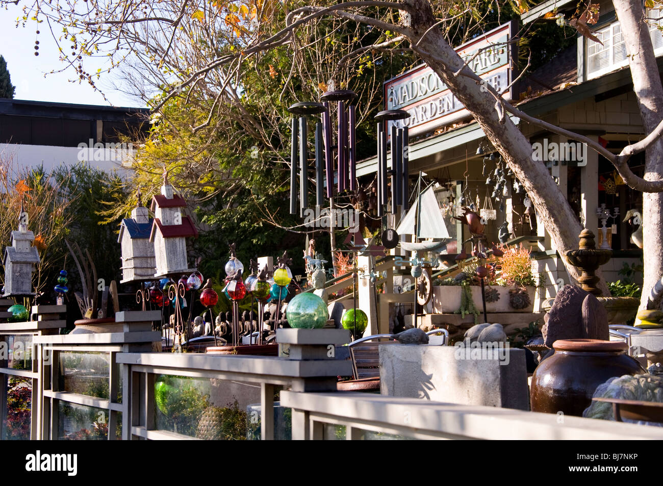 Outdoor store hi-res stock photography and images - Alamy