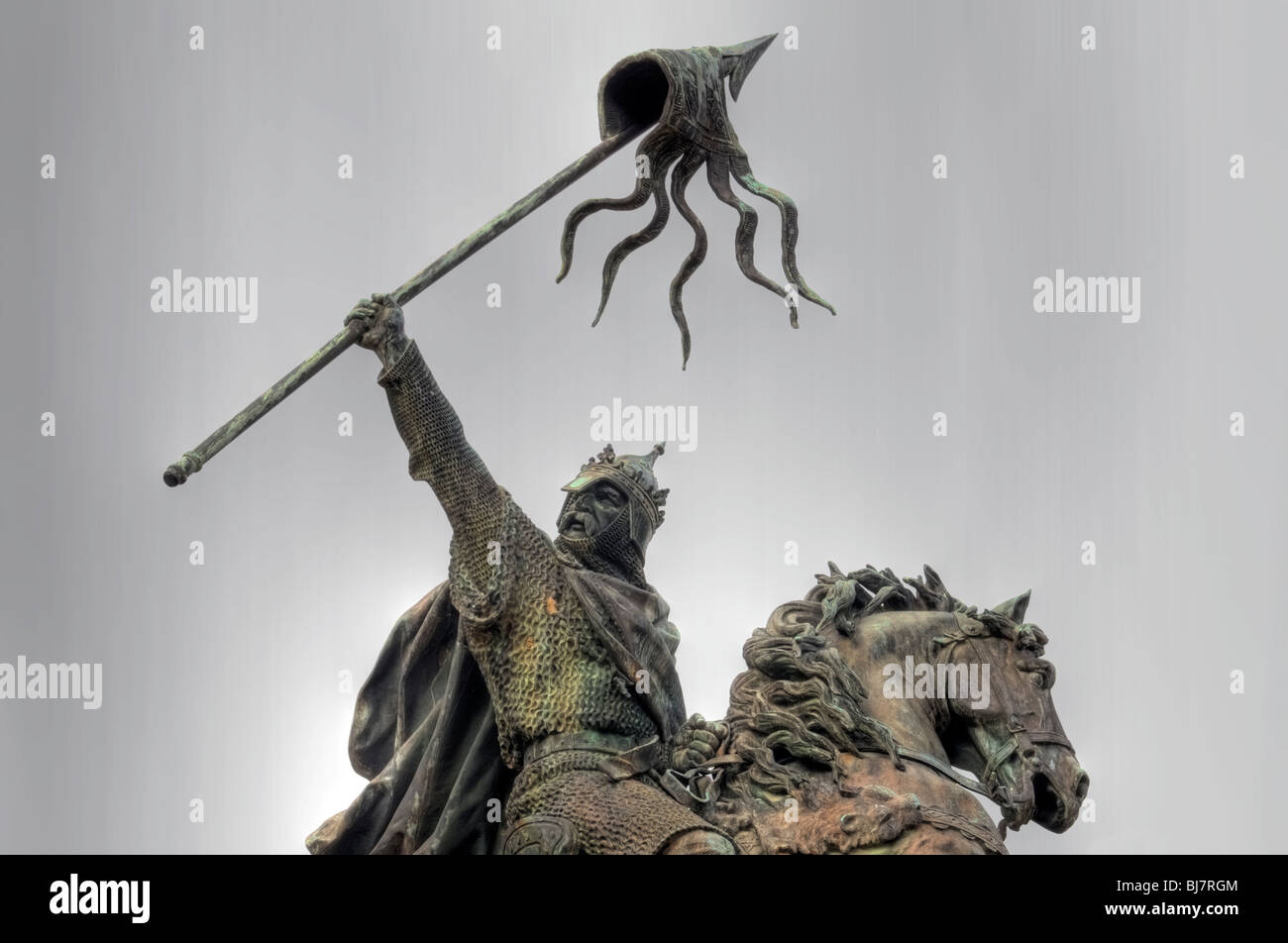 William the conqueror statue hi-res stock photography and images - Alamy