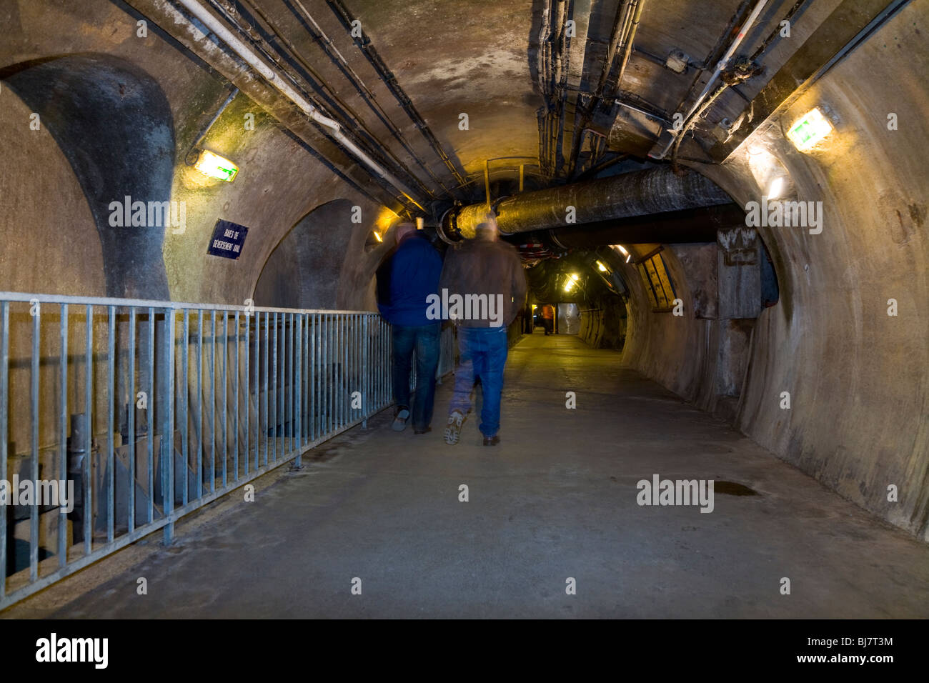 Sewer tunnel drain inside the Paris sewers – Visite Des Egouts De Paris ...