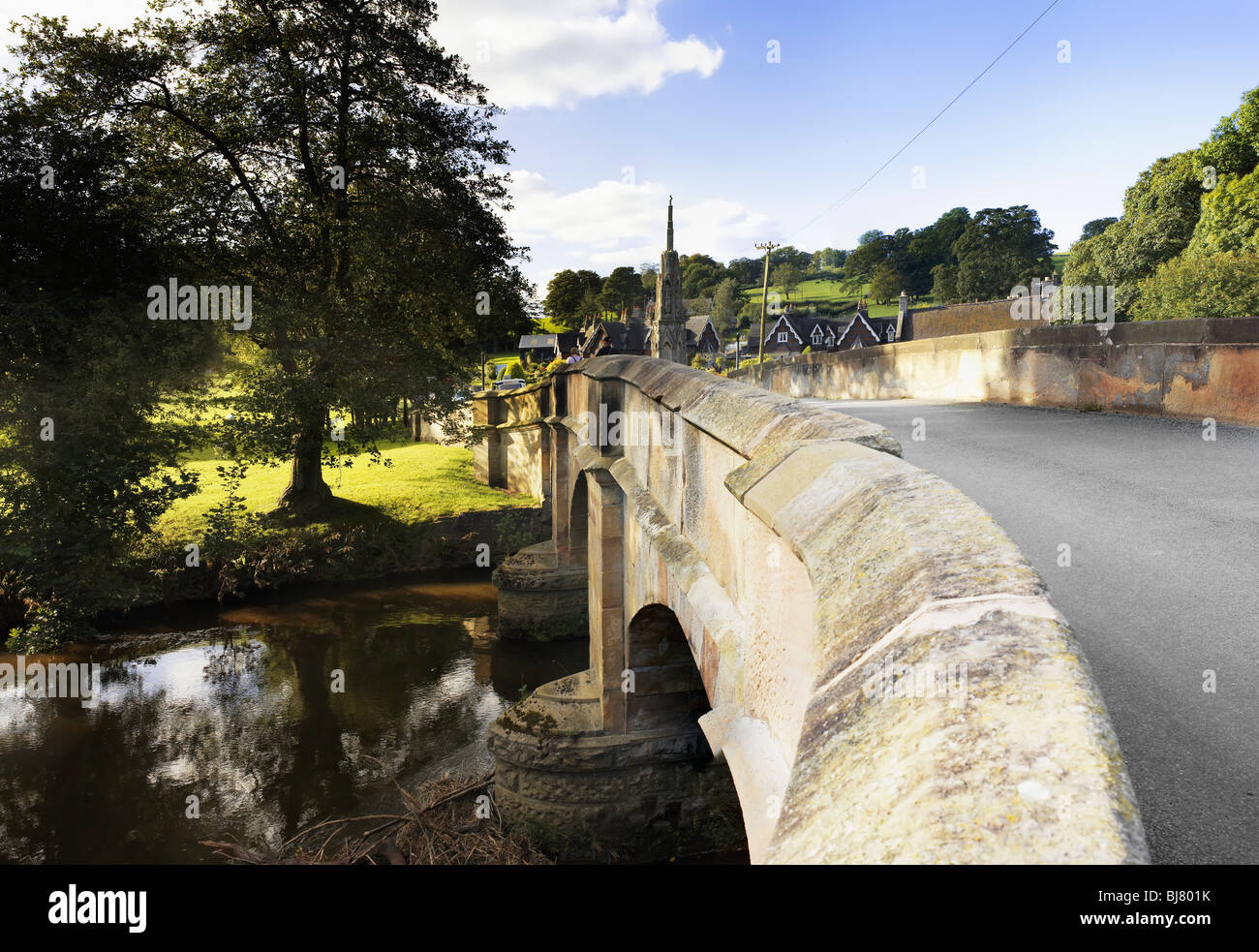 england derbyshire peak district national park ilam village Stock Photo ...