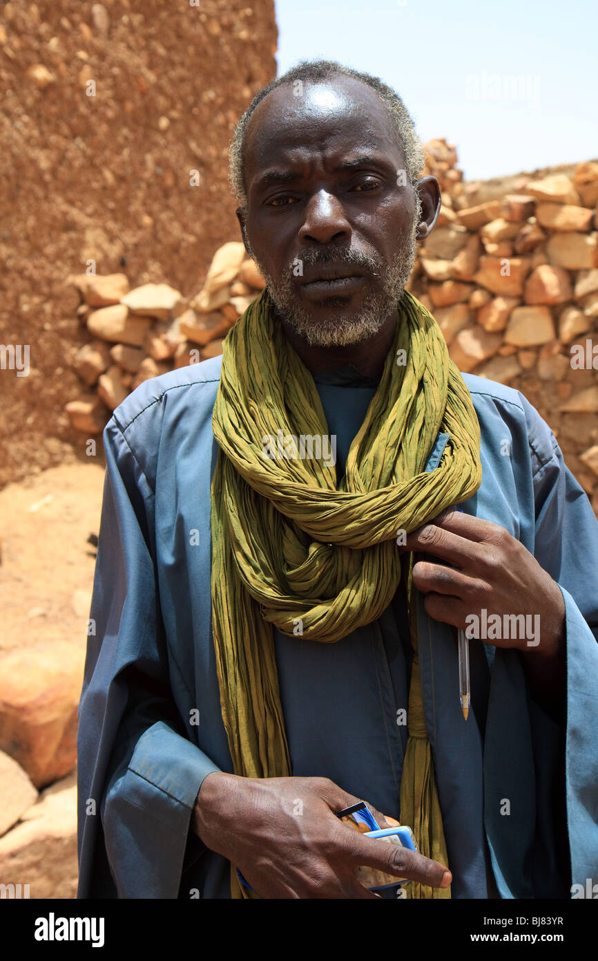 Africa Hombori Mali Older Men Villagers Work Stock Photo - Alamy