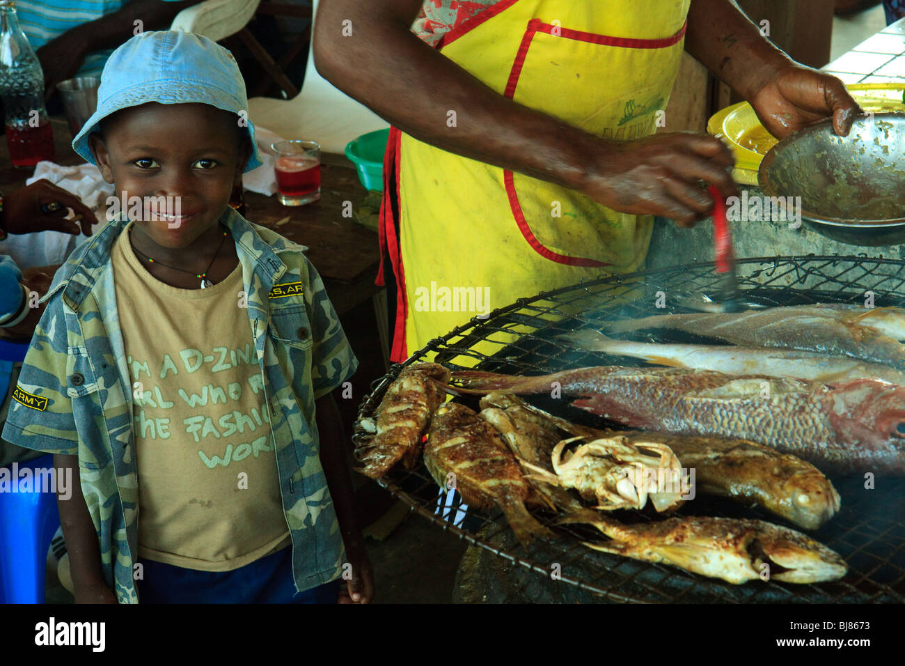 Africa Cameroon Grilled Fish Kid Kribi Meal Stock Photo - Alamy