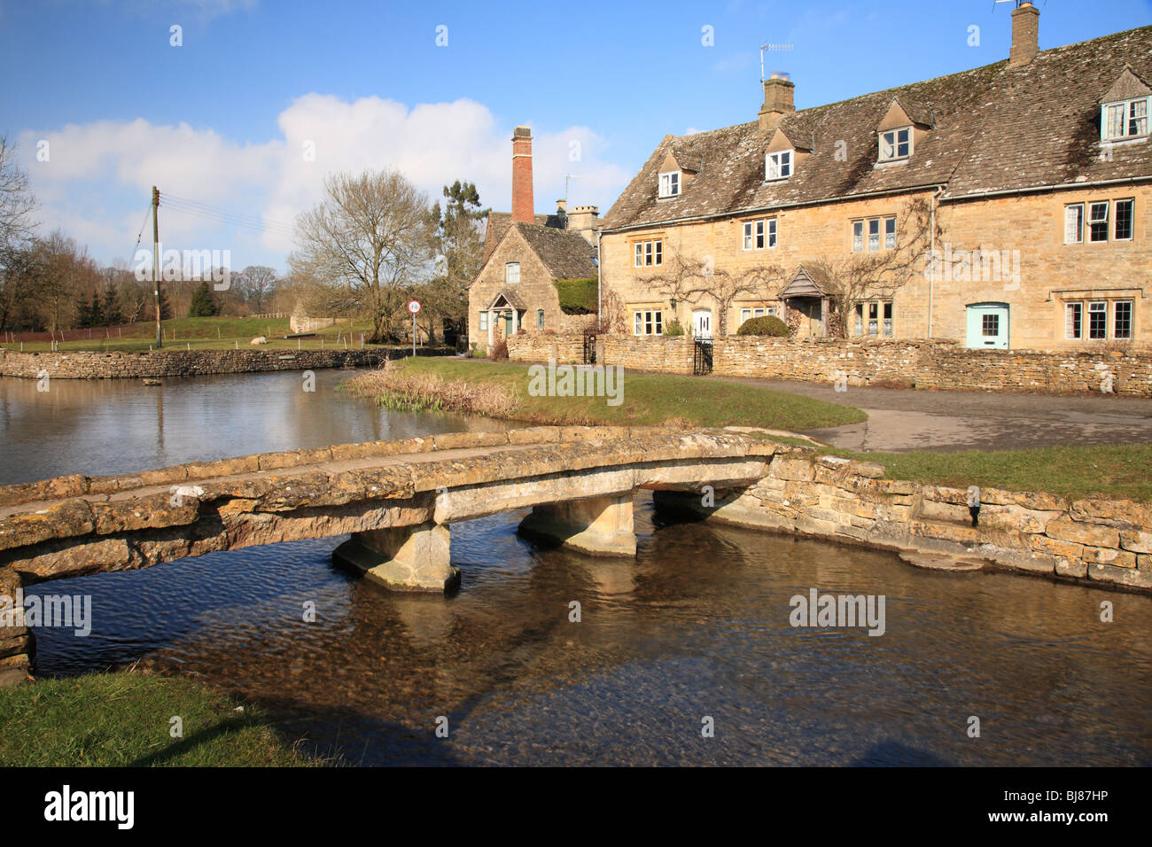 Lower slaughter river hi-res stock photography and images - Alamy