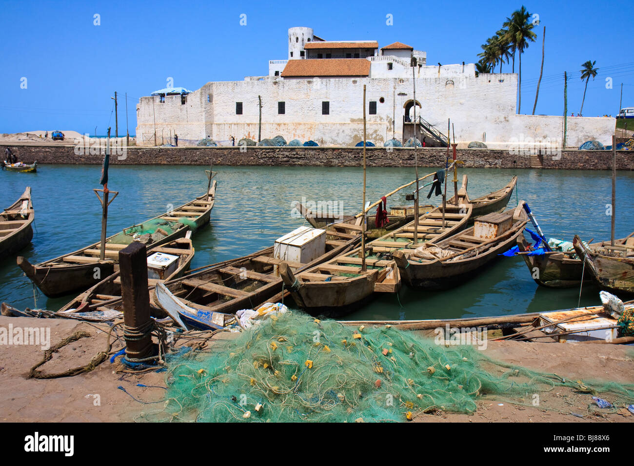 Africa Sky Boat Elmina Castle Fort Ghana Stock Photo - Alamy