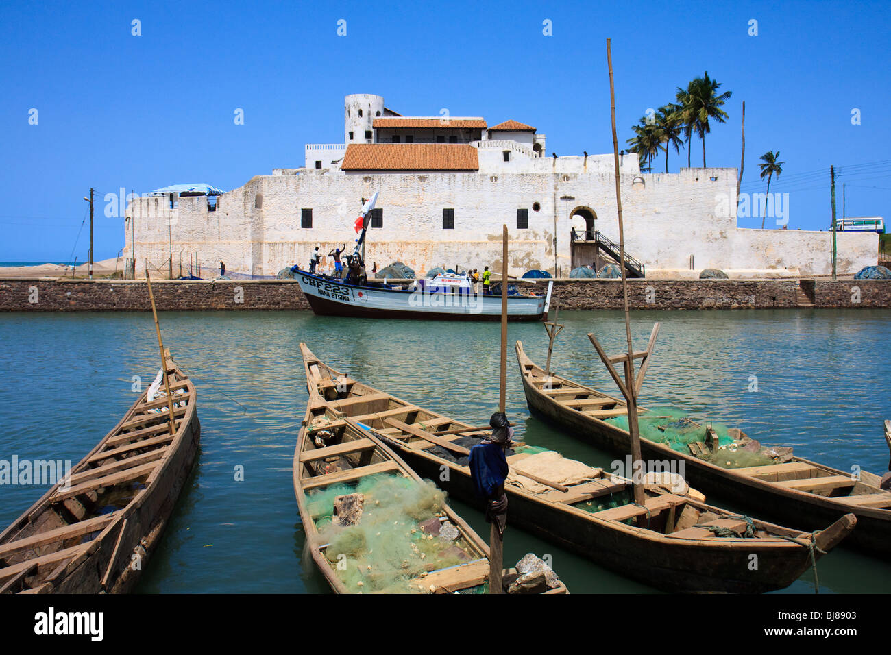 Elmina castle hi-res stock photography and images - Alamy