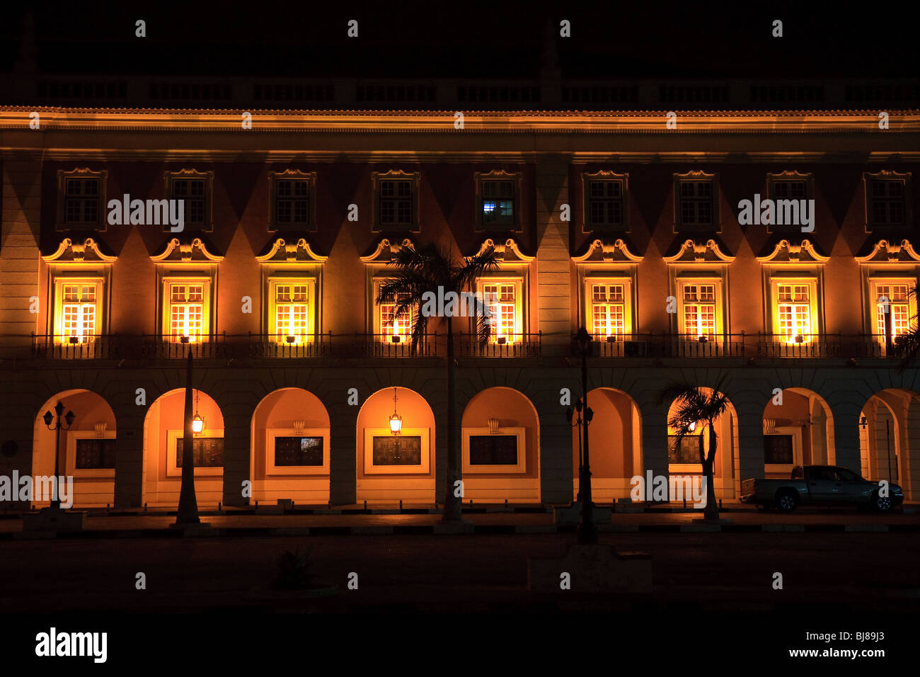 Africa Banco Nacional de Angola Bank Luanda Stock Photo - Alamy