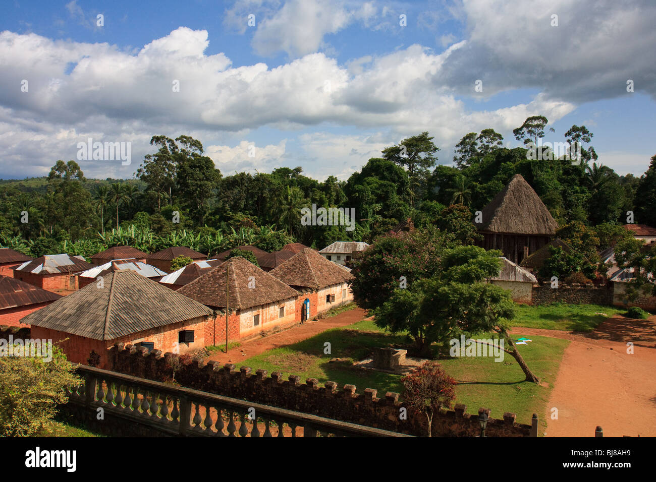 Cameroon palace hi-res stock photography and images - Alamy