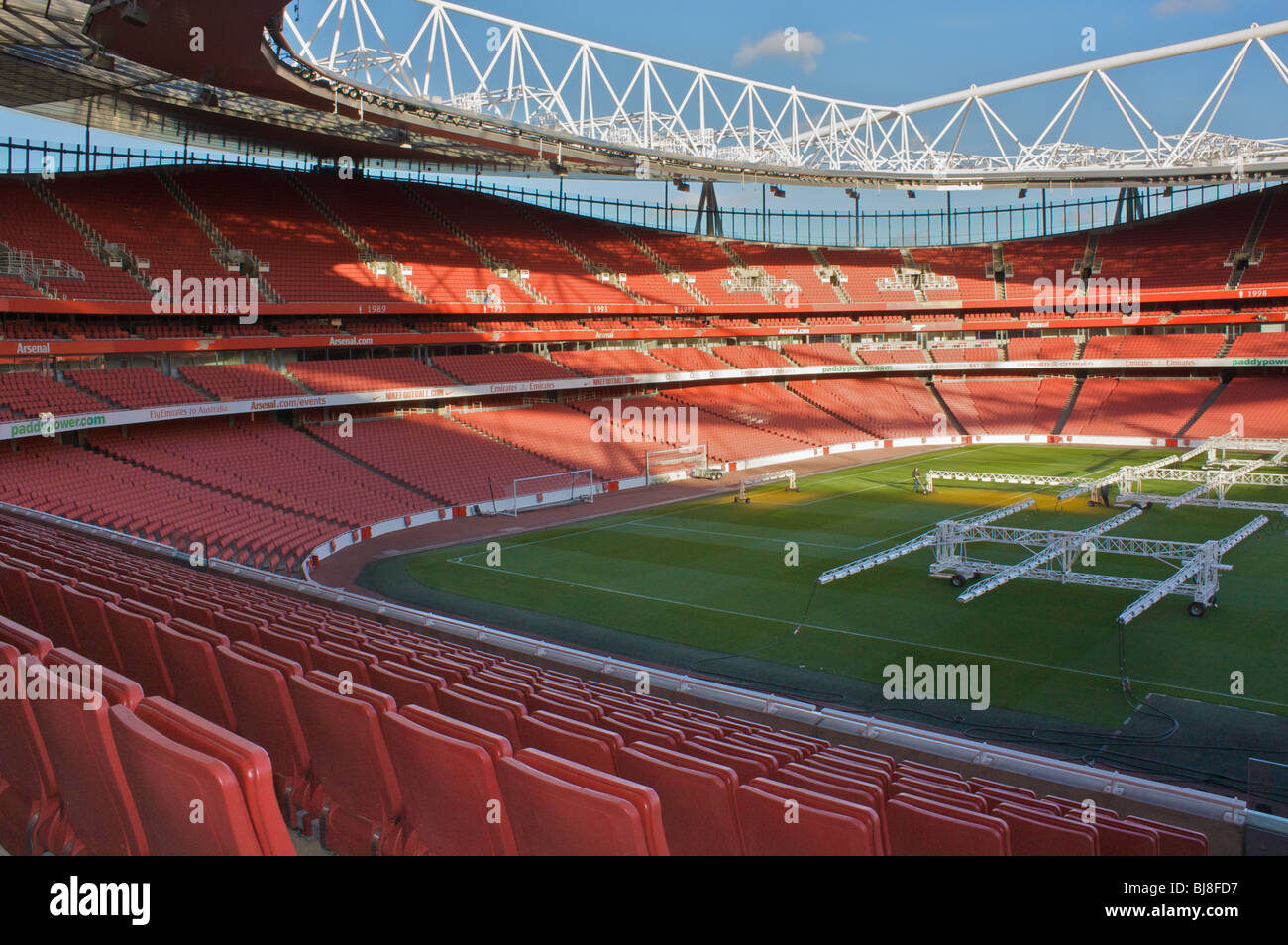 Arsenal stadium showing pitch and seating Stock Photo - Alamy