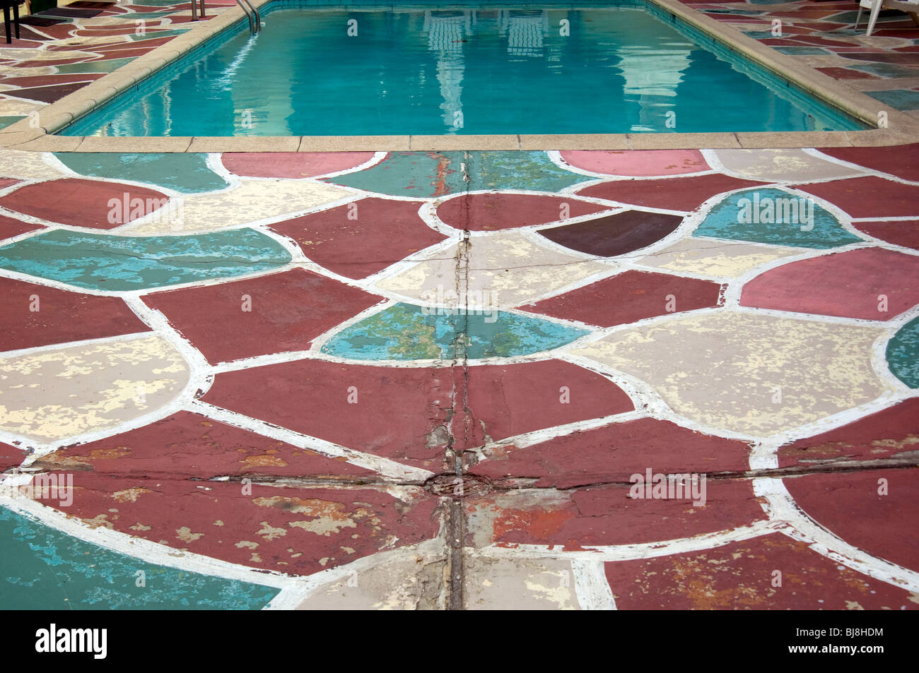 Swimming Pool in Burbank Apartment Building Stock Photo - Alamy