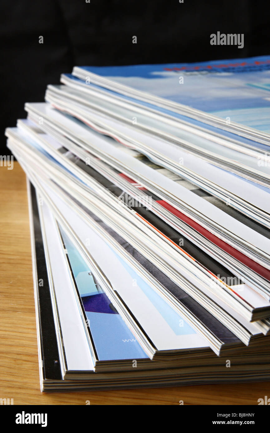 Magazine periodicals newspaper hi-res stock photography and images - Alamy